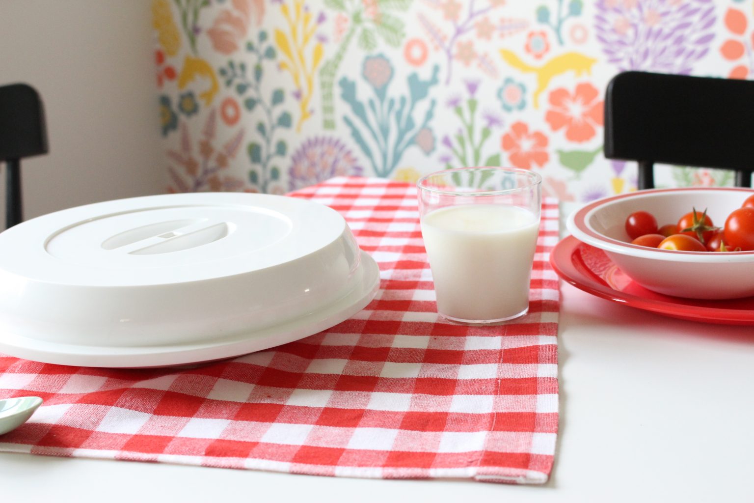 Assisted Living Plate Cover - White • Harfield Tableware