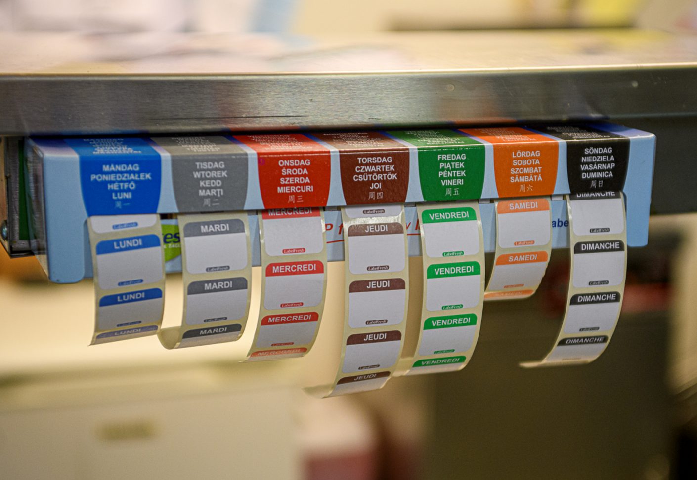 Weekly Express Label Dispenser - Disposable • Harfield Tableware